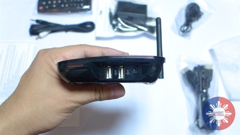 Fukuda Smart TV Box Unboxing