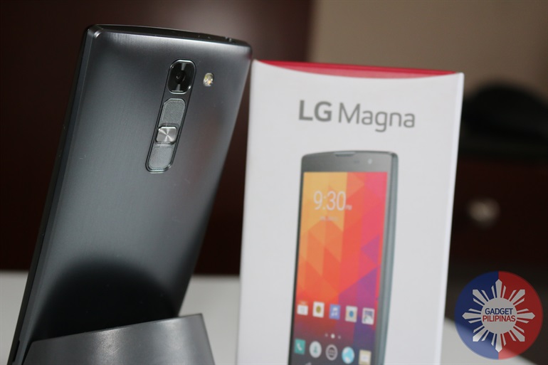LG Magna and LG Leon Unboxing and Quick Impressions