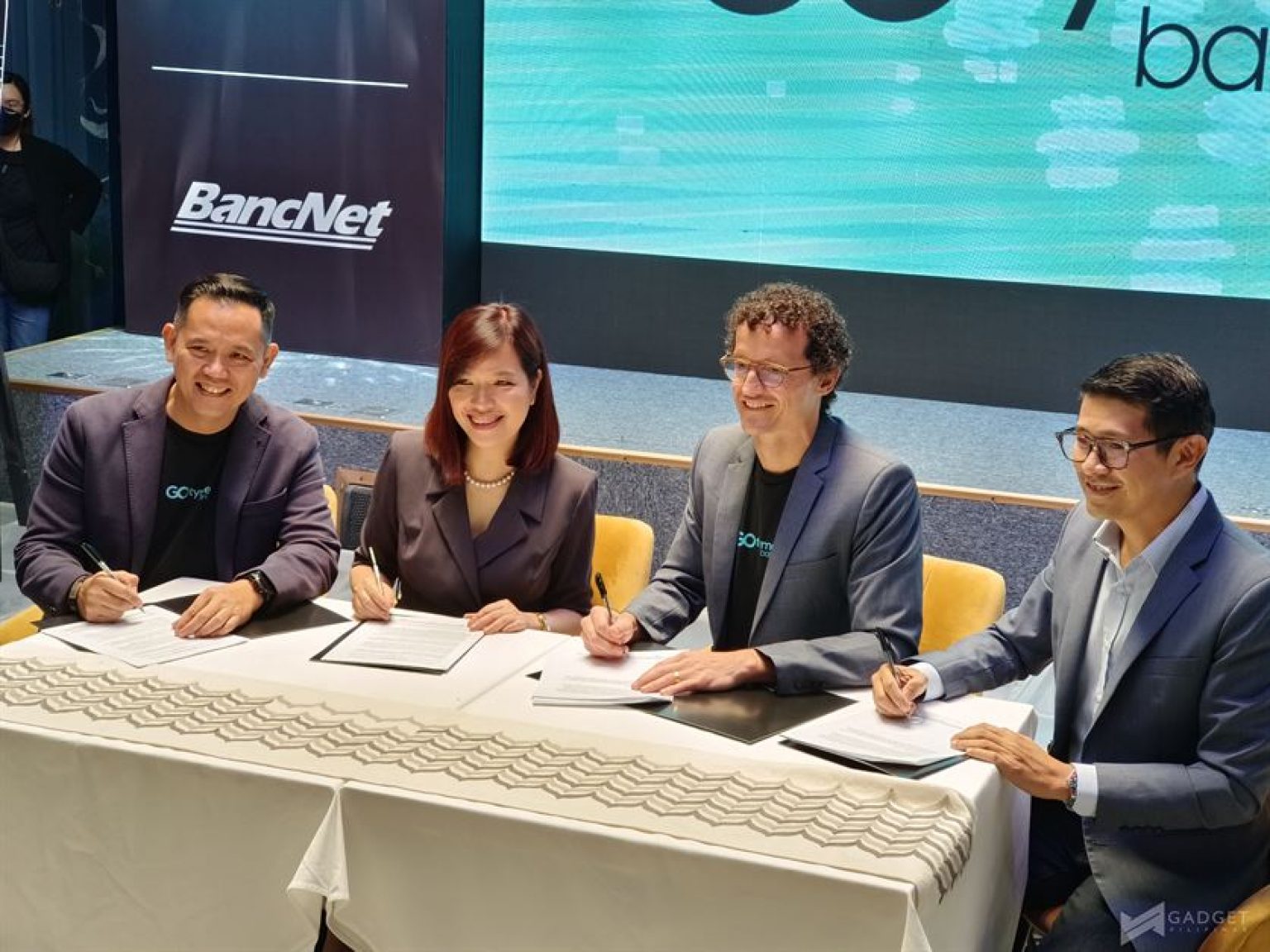 GoTyme Bank Partners with Visa and BancNet, Announces its Own ATM Debit ...