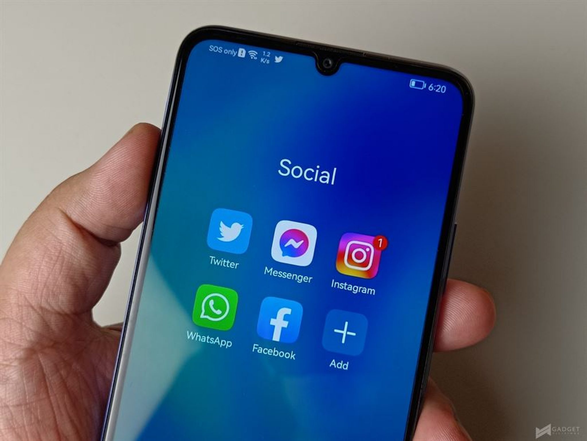 HUAWEI AppGallery: How to Install Facebook, Messenger, WhatsApp ...