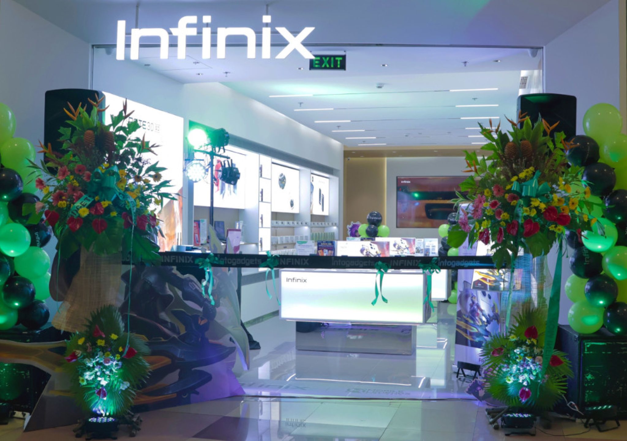Infinix Unveils MLBB-themed Concept Store at SM North EDSA Annex