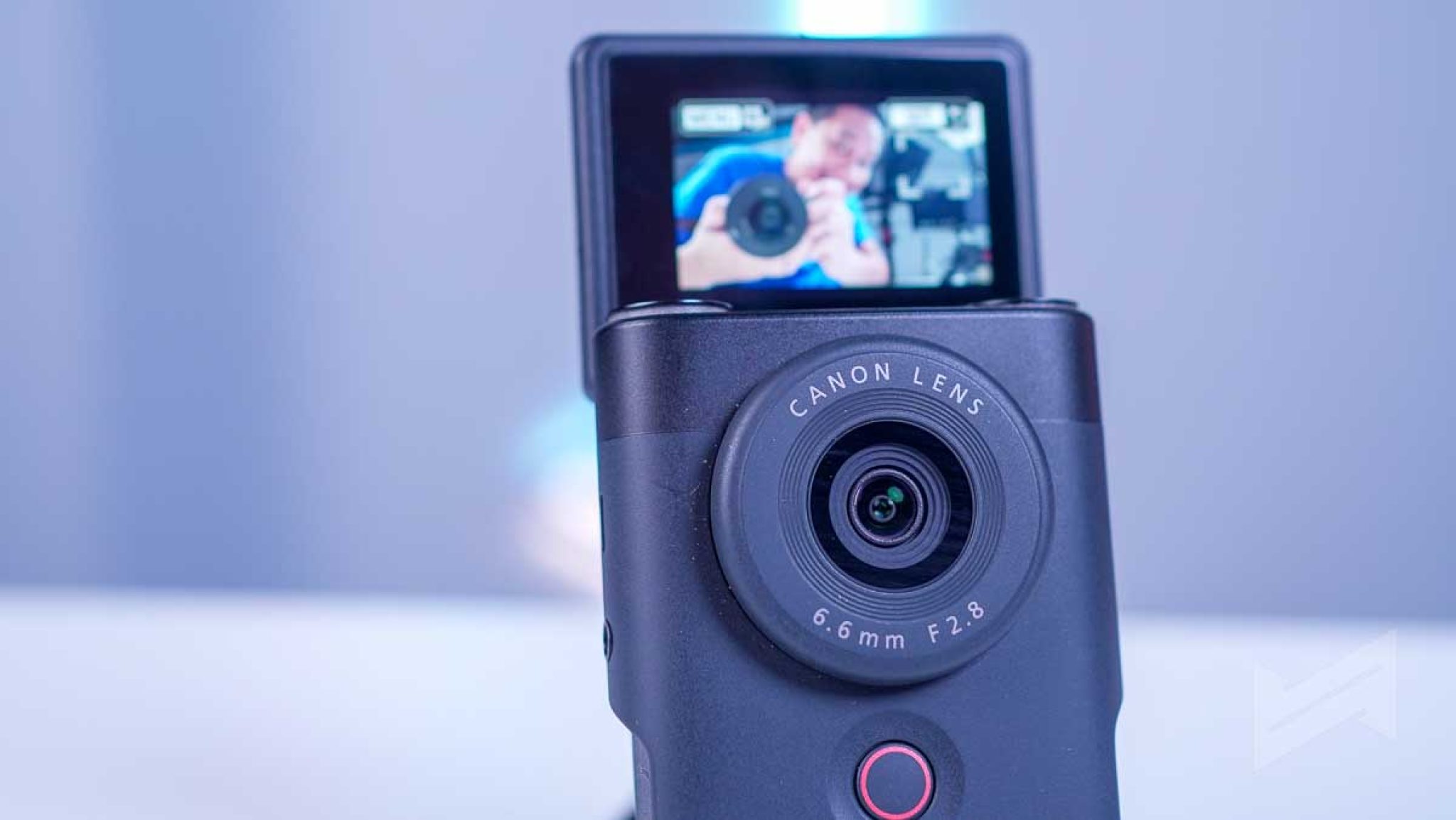 Canon PowerShot V10 Review: Fit for new content creators