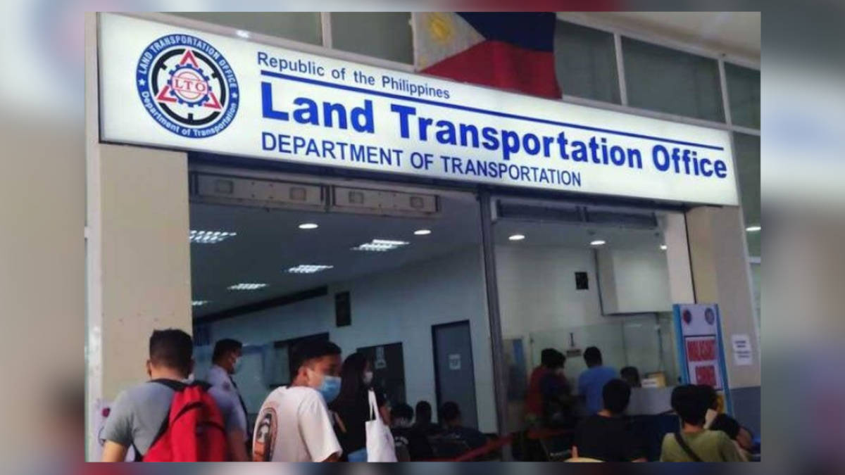 LTO Preparing 4 Million Driver's License Cards to Address Backlog
