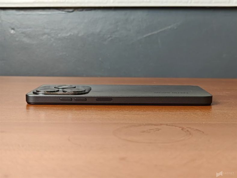 TECNO Spark 20 Review