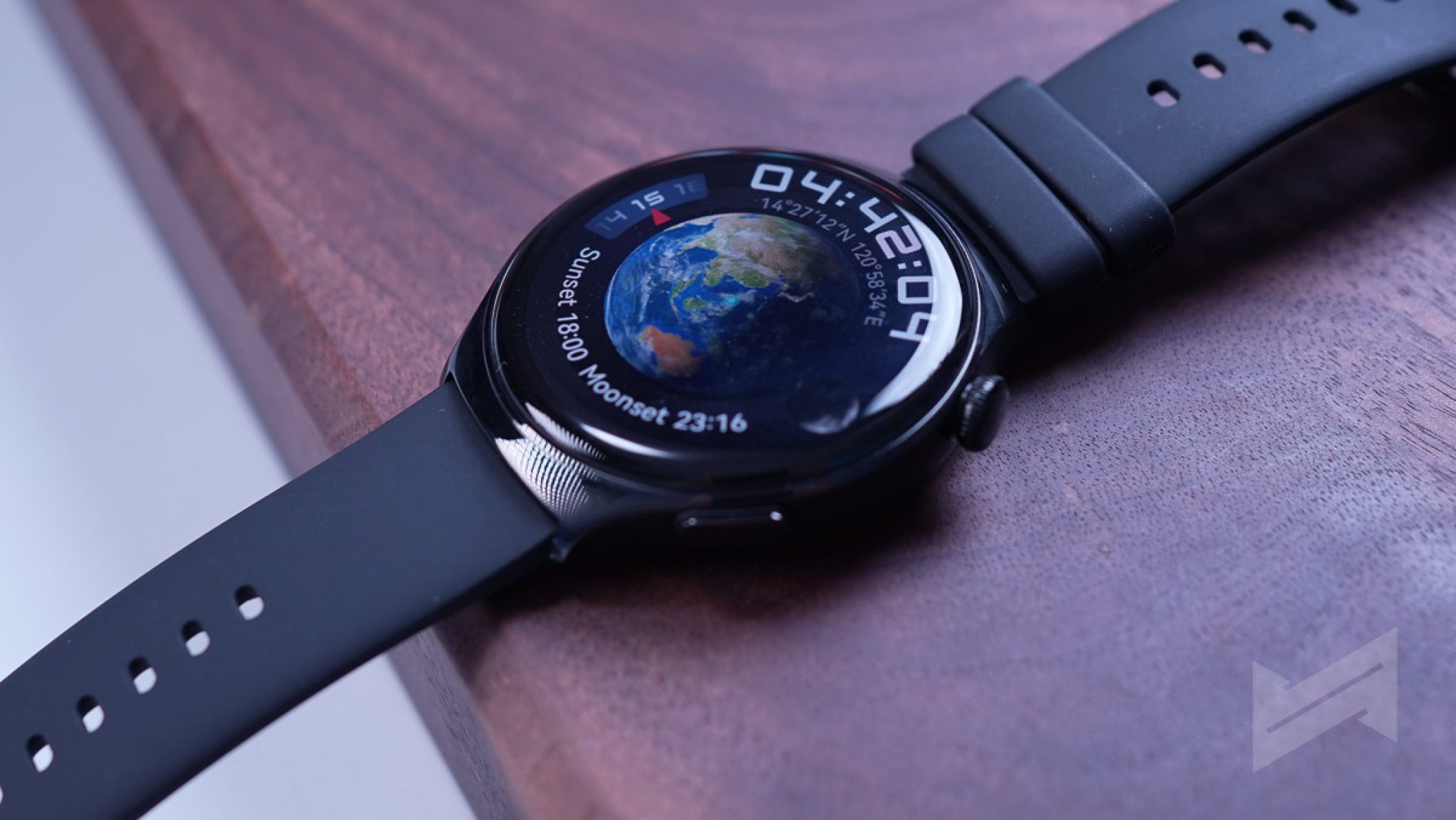 The Watch That Pushes You - A Diabetic's Review of the Huawei Watch 4