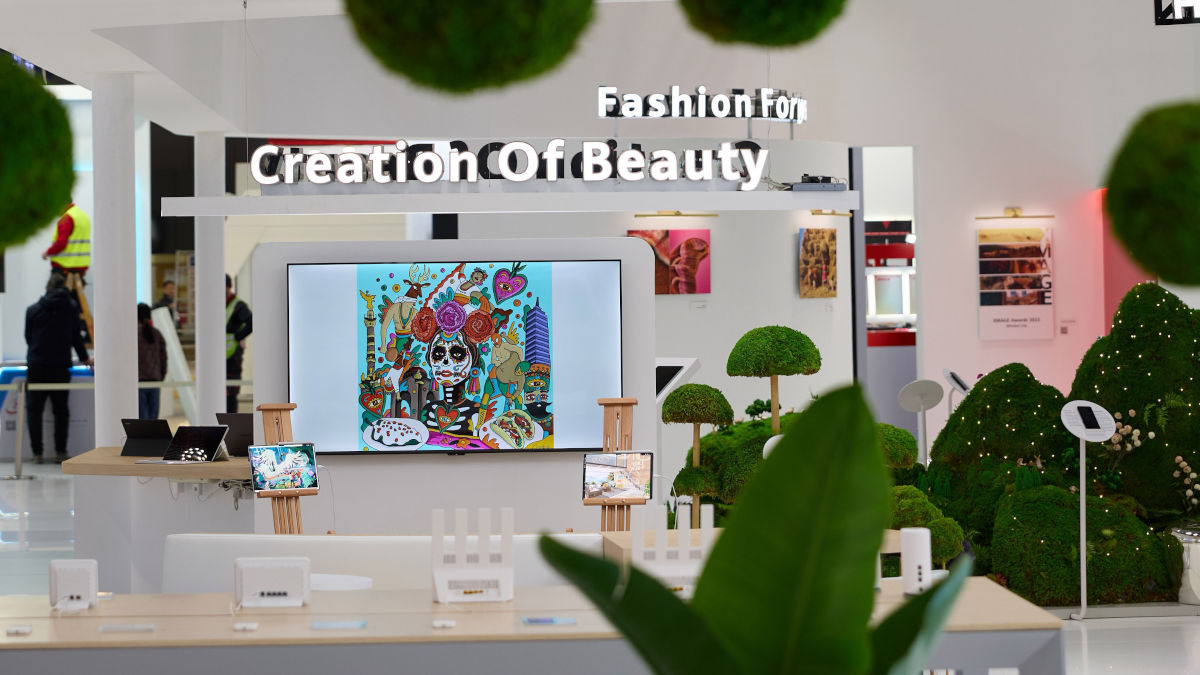 Huawei Highlights Its Premium, Fashion-forward Devices and Innovations ...