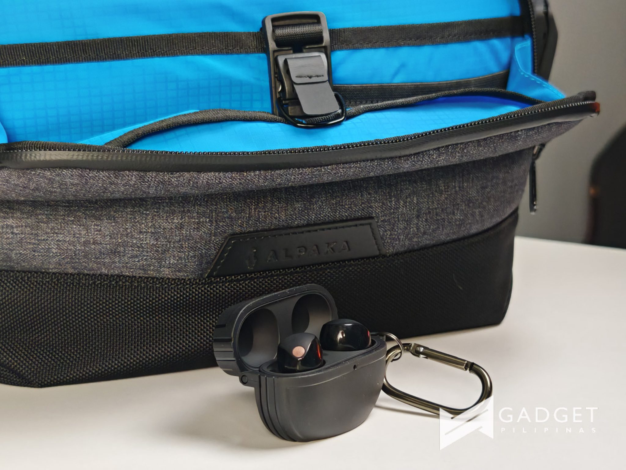 The Alpaka Bravo Sling Max V2: A Versatile and Feature-Packed Sling Bag ...