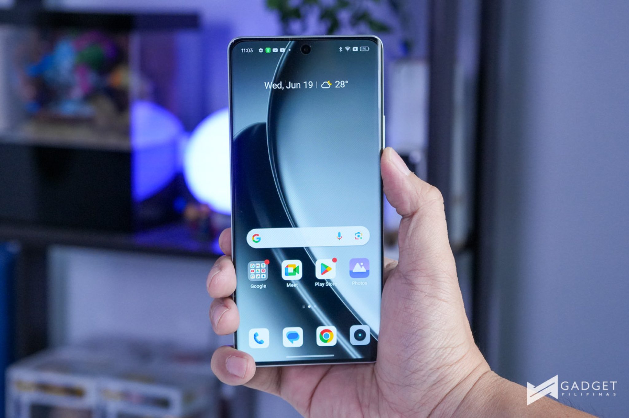 realme GT 6 with Snapdragon 8s Gen 3, Triple Cameras, and 5,500mAh ...