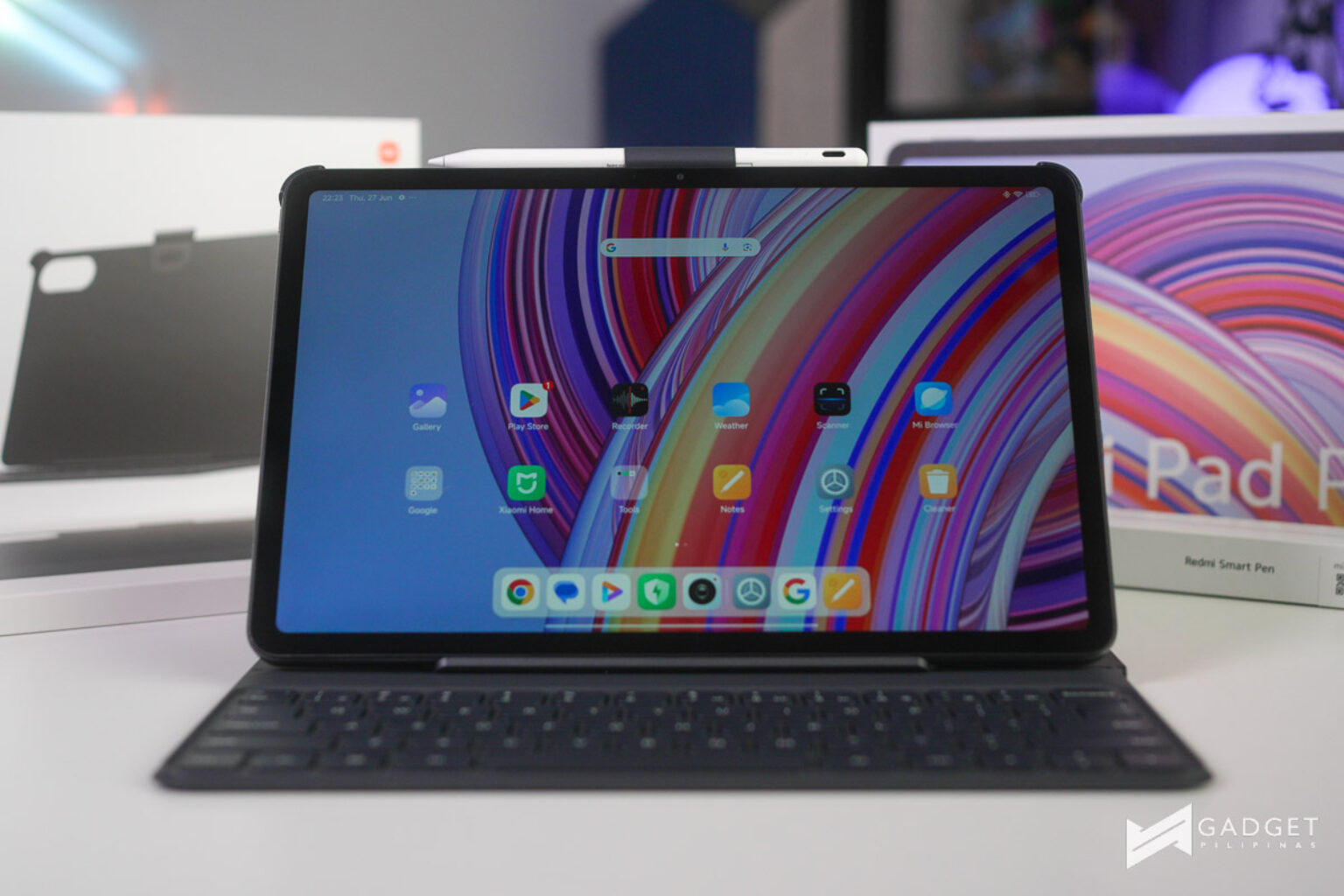 Redmi Pad Pro Unboxing and Quick Sweep of Specs