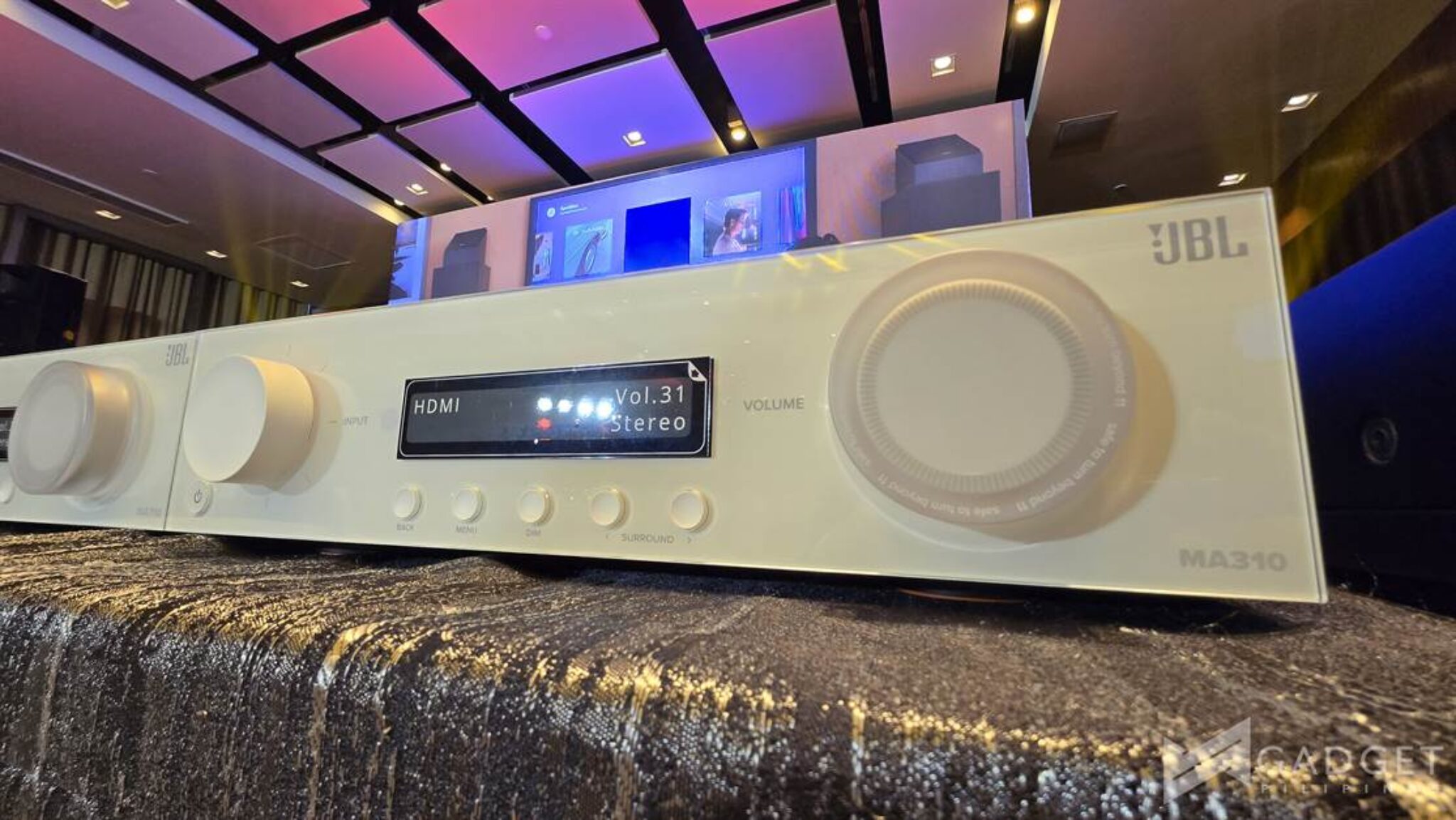 JBL Revolutionizes Home Entertainment with Modern Audio AV Receivers ...