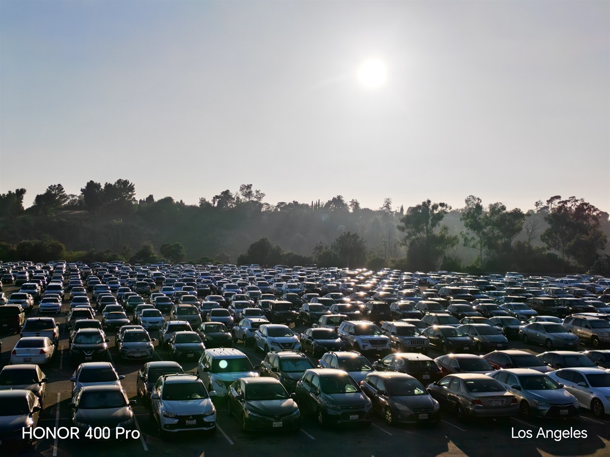 HONOR 400 Pro First Impressions: Pro All Throughout