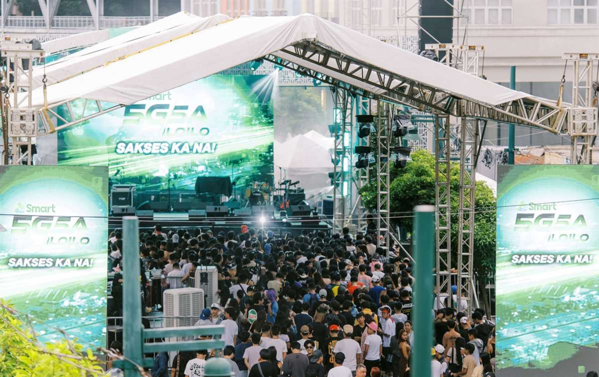 Smart Launches 5G SA Network in Iloilo City with a Concert